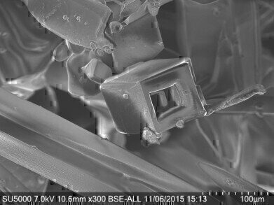Cryo-SEM Preparation System Used in a Project to study Ice Crystals in ...