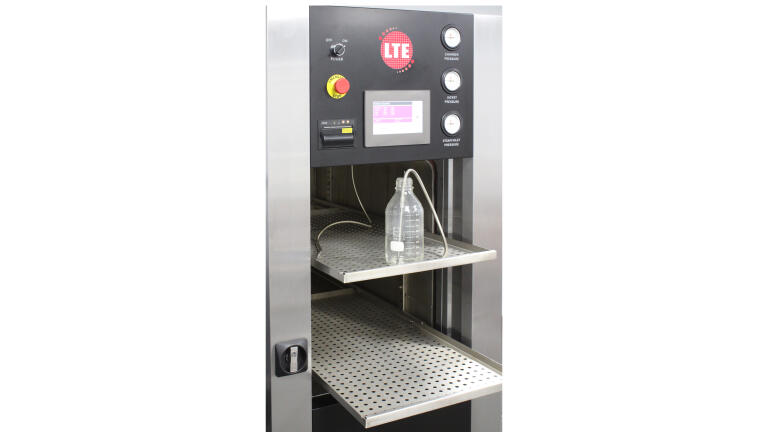 New standards in laboratory safety, efficiency and sustainable design ...