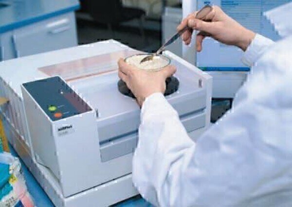 FT-NIR Food & Feed Solutions by Büchi: Quality in Your Hands from Lab ...